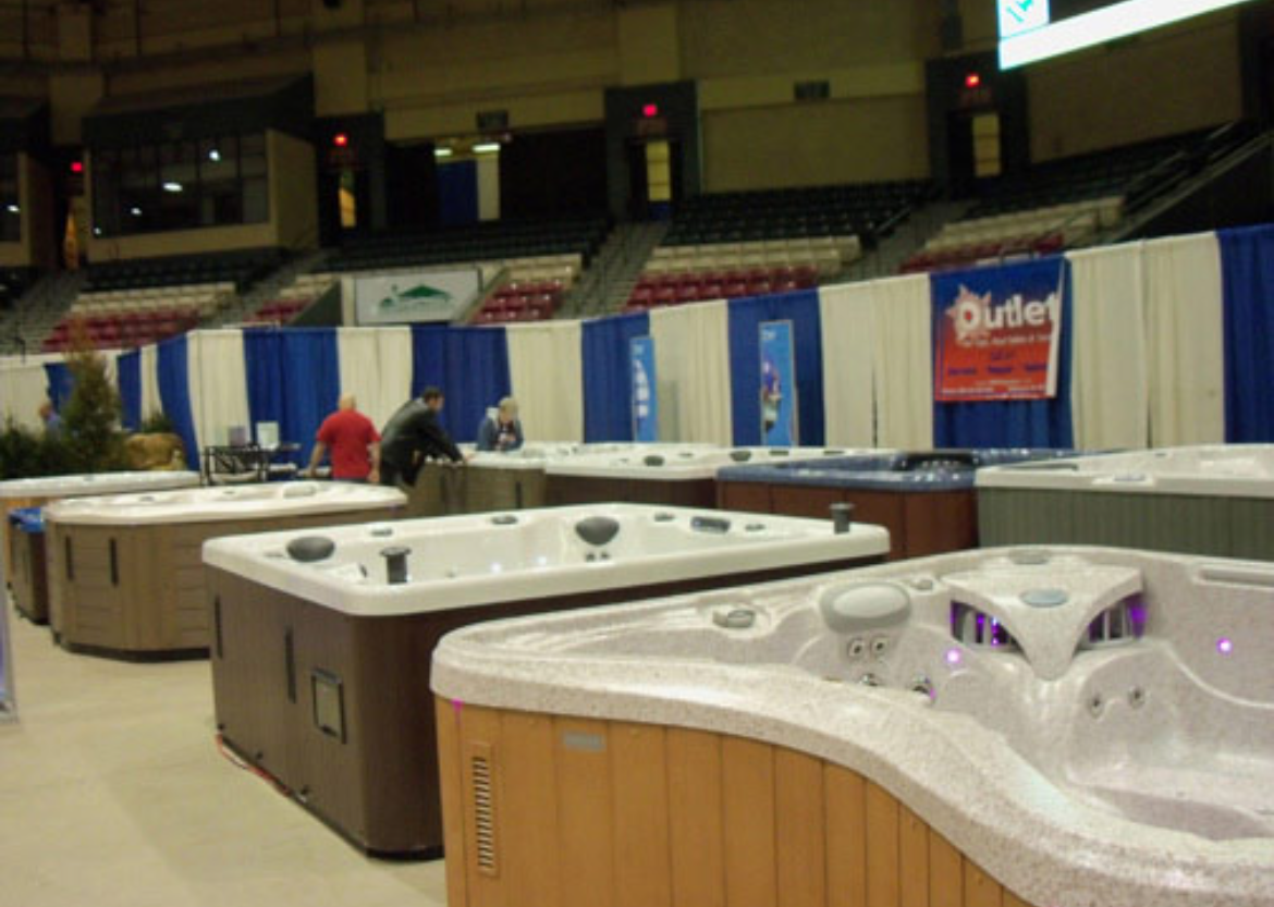 Hot Tub Blowout Sale - Texas Home Show