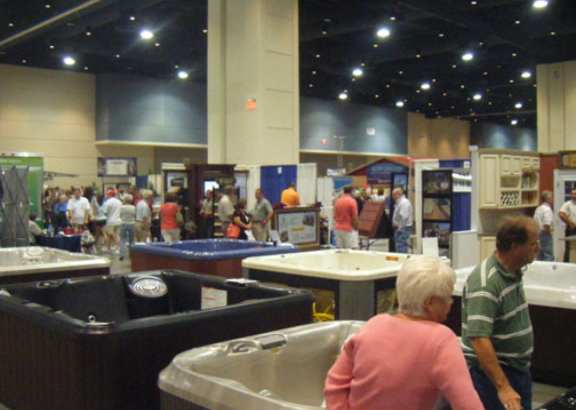 Hot Tub Blowout Sale - Texas Home Show